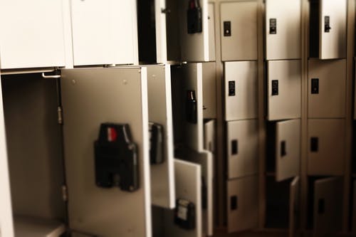 DO EMPLOYERS HAVE TO PROVIDE LOCKERS Manutan UK Blog do-employers-have-to-provide-lockers-manutan-uk-blog